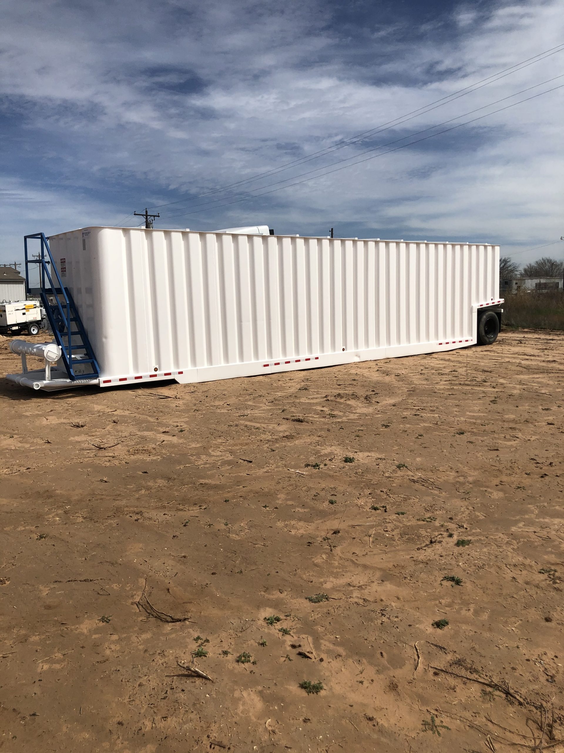 Fully Refurbished 21,000 Gallon (500 BBL) External Manifold Frac Tank ...